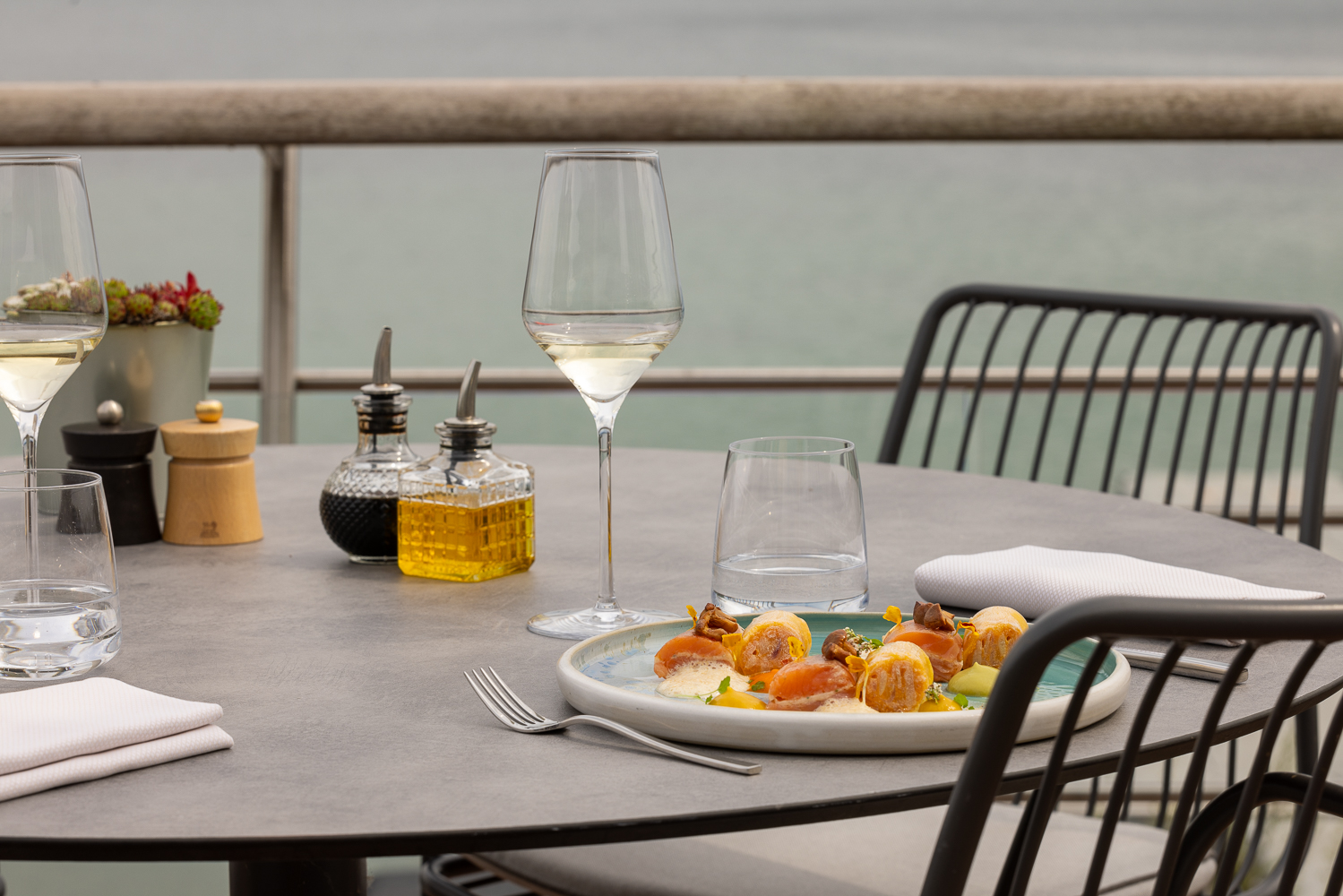 Hôtel Palafitte - La Table du Palafitte - Neuchâtel, Suisse